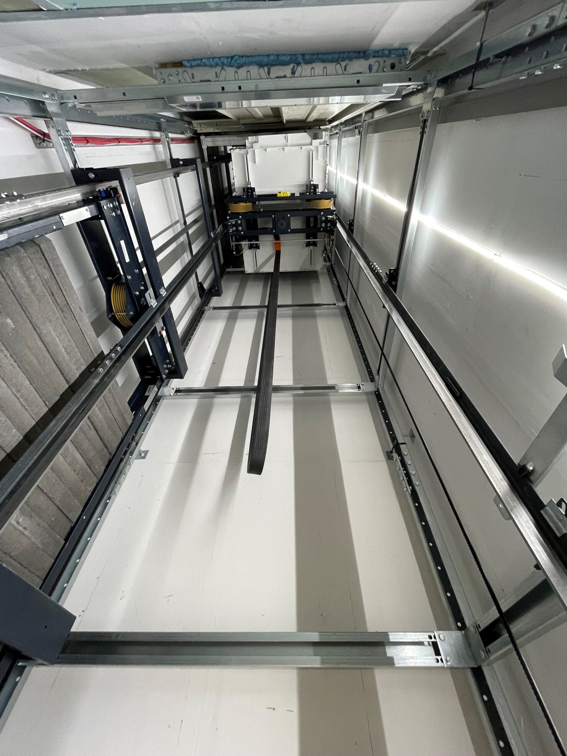 Lifts in Structures (Ideal Lifts Frame System) - Ideal Lifts